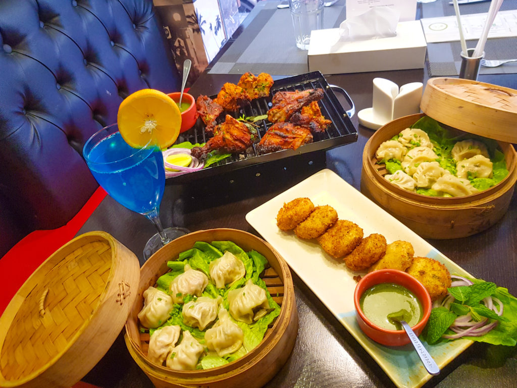 High Joint: A Tiny Burger Spot | WHAT TO EAT IN DUBAI